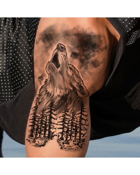 Tatouage Loup Foret